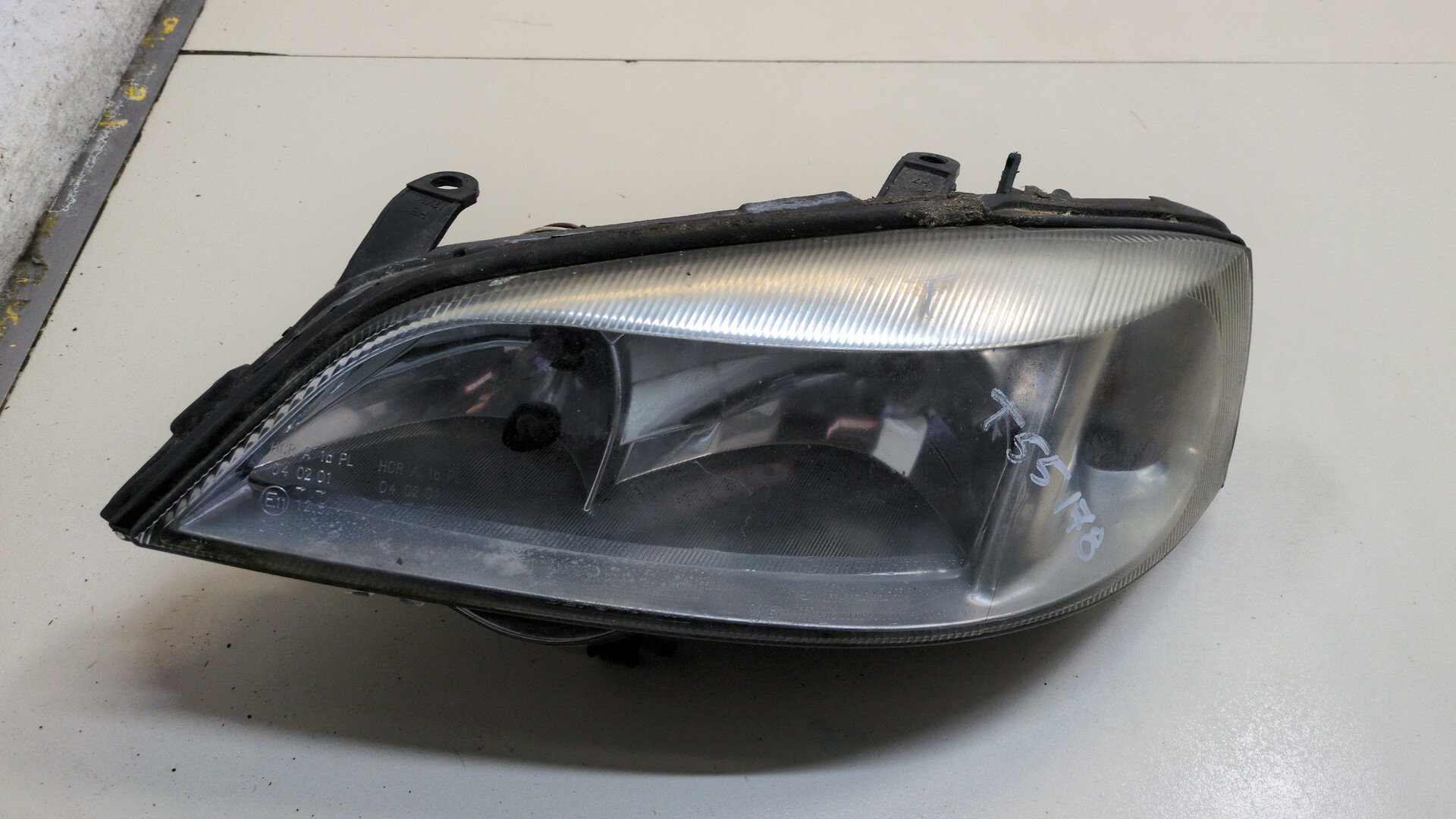 Фара (передняя) левая Opel Astra G Б/У