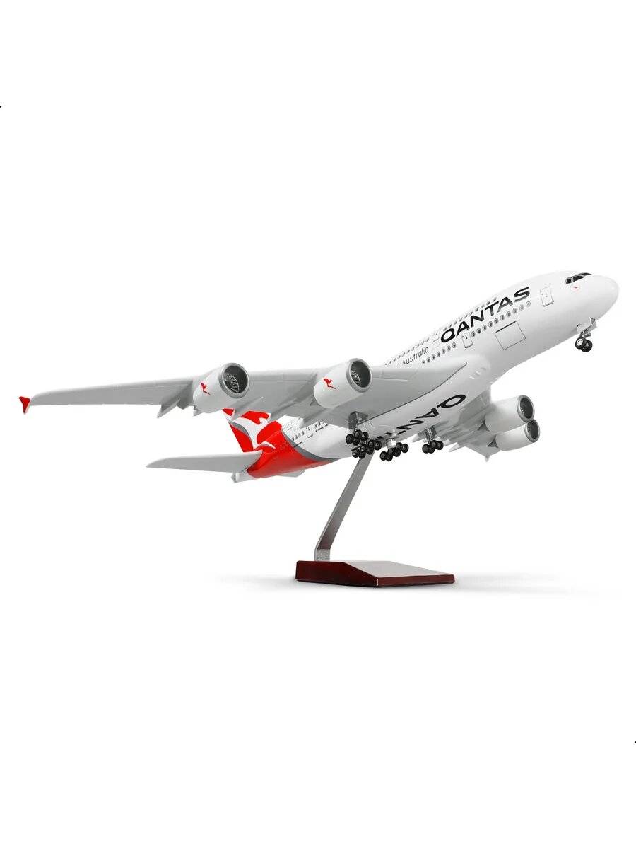 Модель Airbus A380 1:160 46 см с подставкой
