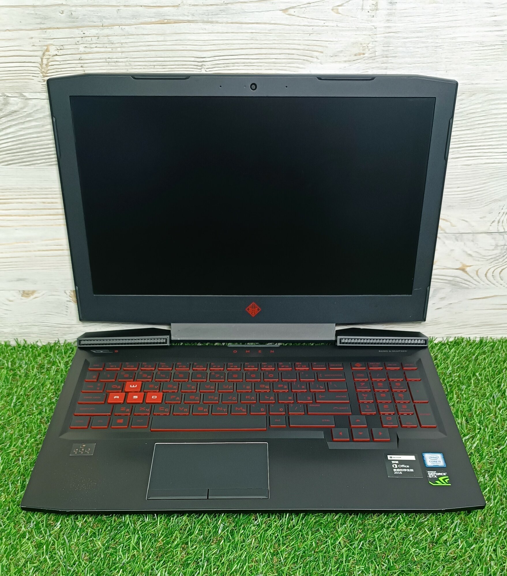 Ноутбук HP Omen 15-ce007tx