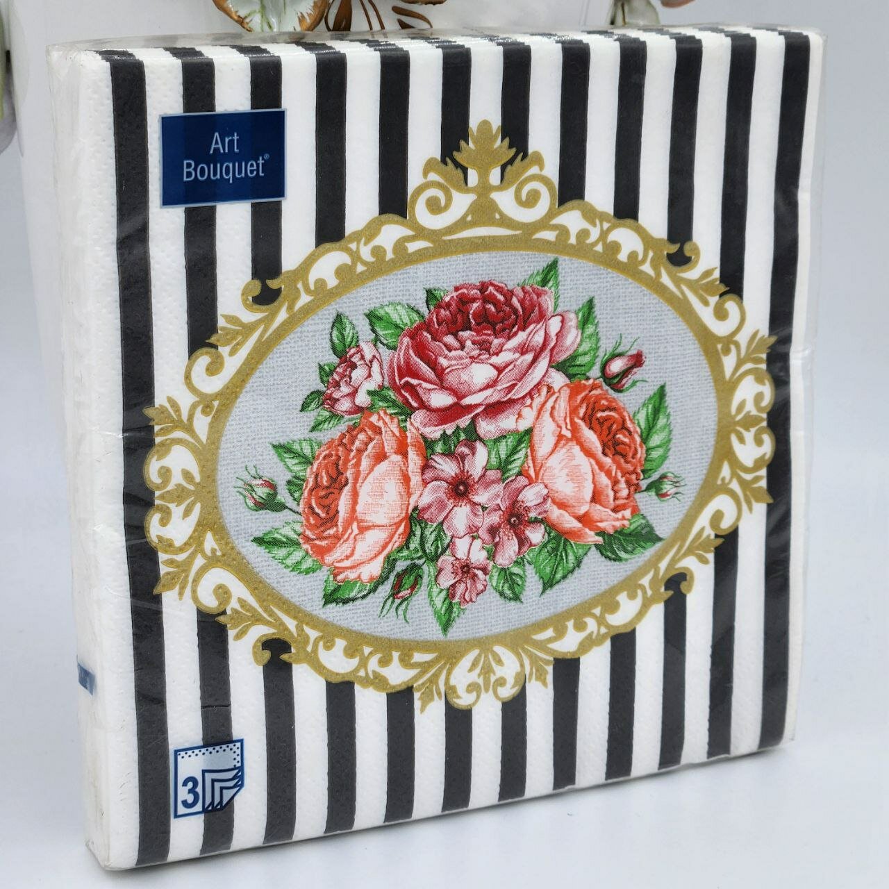 Салфетки Art Bouquet, квадратные, с перфорацией, 3 слоя, 33x33 см