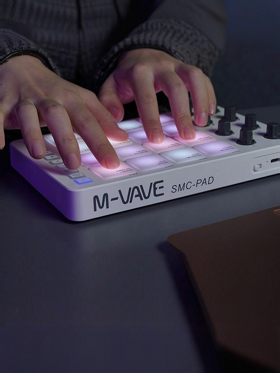MIDI-контроллер — фото 1