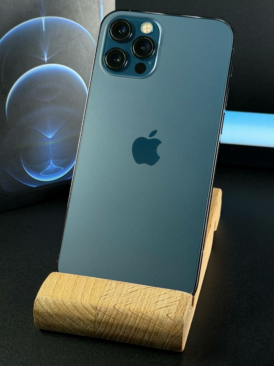 Смартфон Apple iPhone 12 Pro 256 ГБ, nano-SIM + eSIM, синий