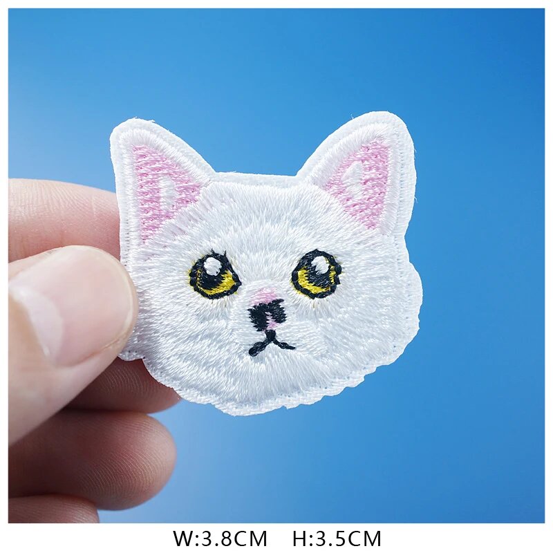 Нашивка белая с котом, W:3.8CM, H:3.5CM, Color: K