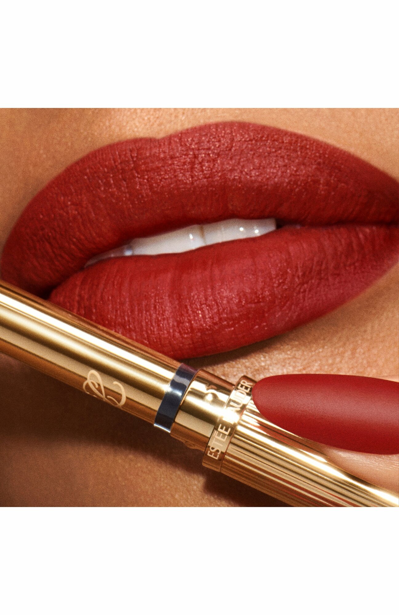 Матовая губная помада Pure Color Explicit Silk Matte Lipstick, оттенок 115 Off The Record (0,7ml) Estée Lauder