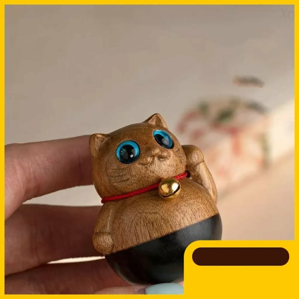 Фигурка декоративная Кот-неваляшка, высота 3.9 см, длина 3.1 см