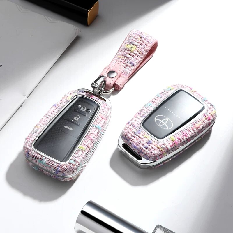 Премиум чехол для ключей с диамантовым кольцом Toyota для моделей Camry, Corolla, RAV4 - розовый дизайн