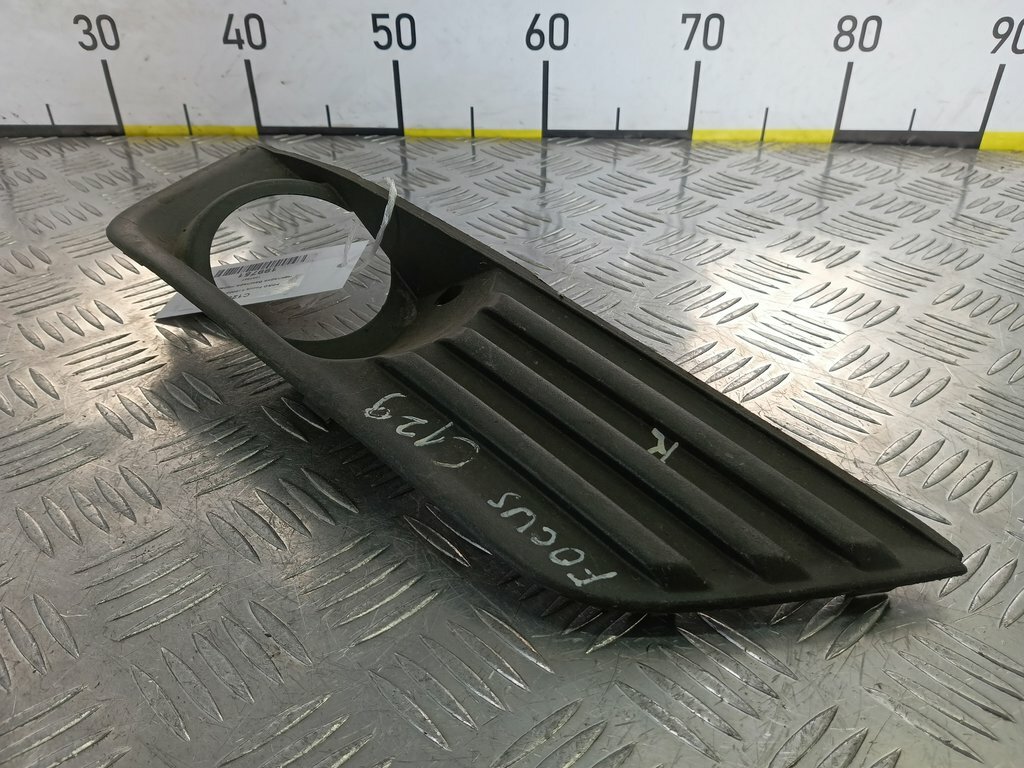 Накладка бампера переднего Б/У для FORD Focus II (2005—2008) 1337347