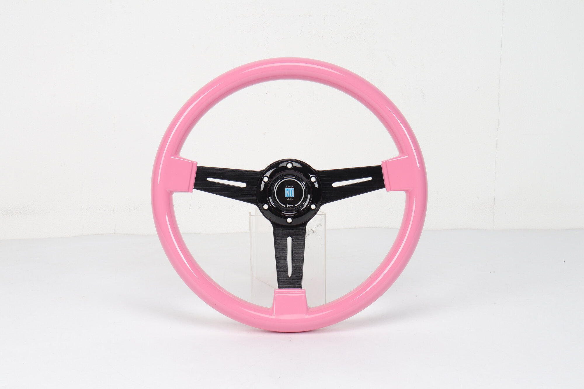 Универсальный руль гоночный nardi ABS black pink 340 мм