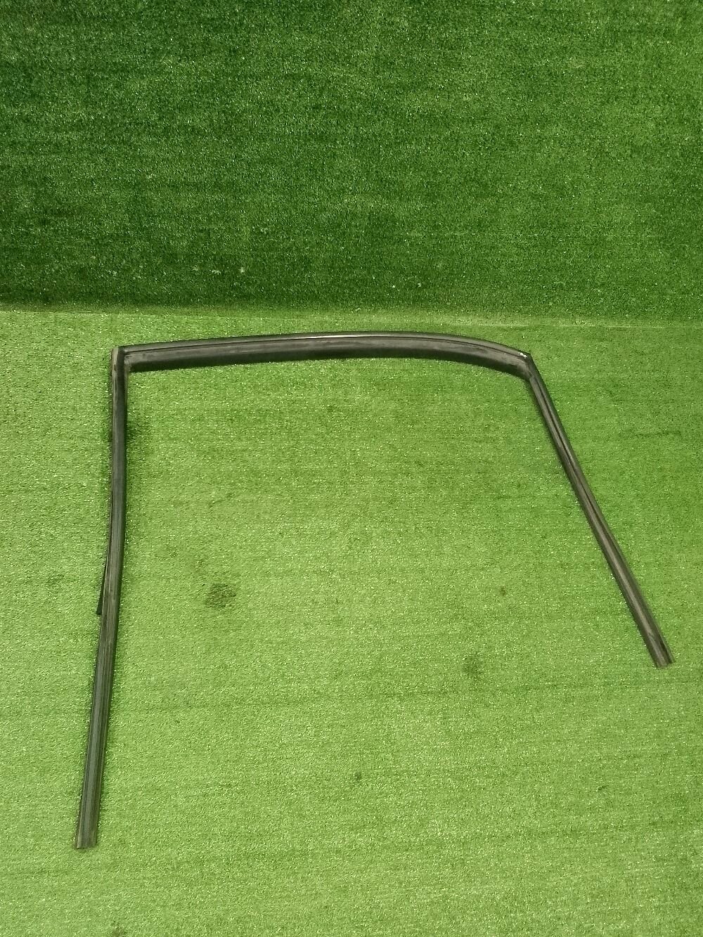 Уплотнитель стекла двери задн Chevrolet Lacetti I Б/У с пробегом