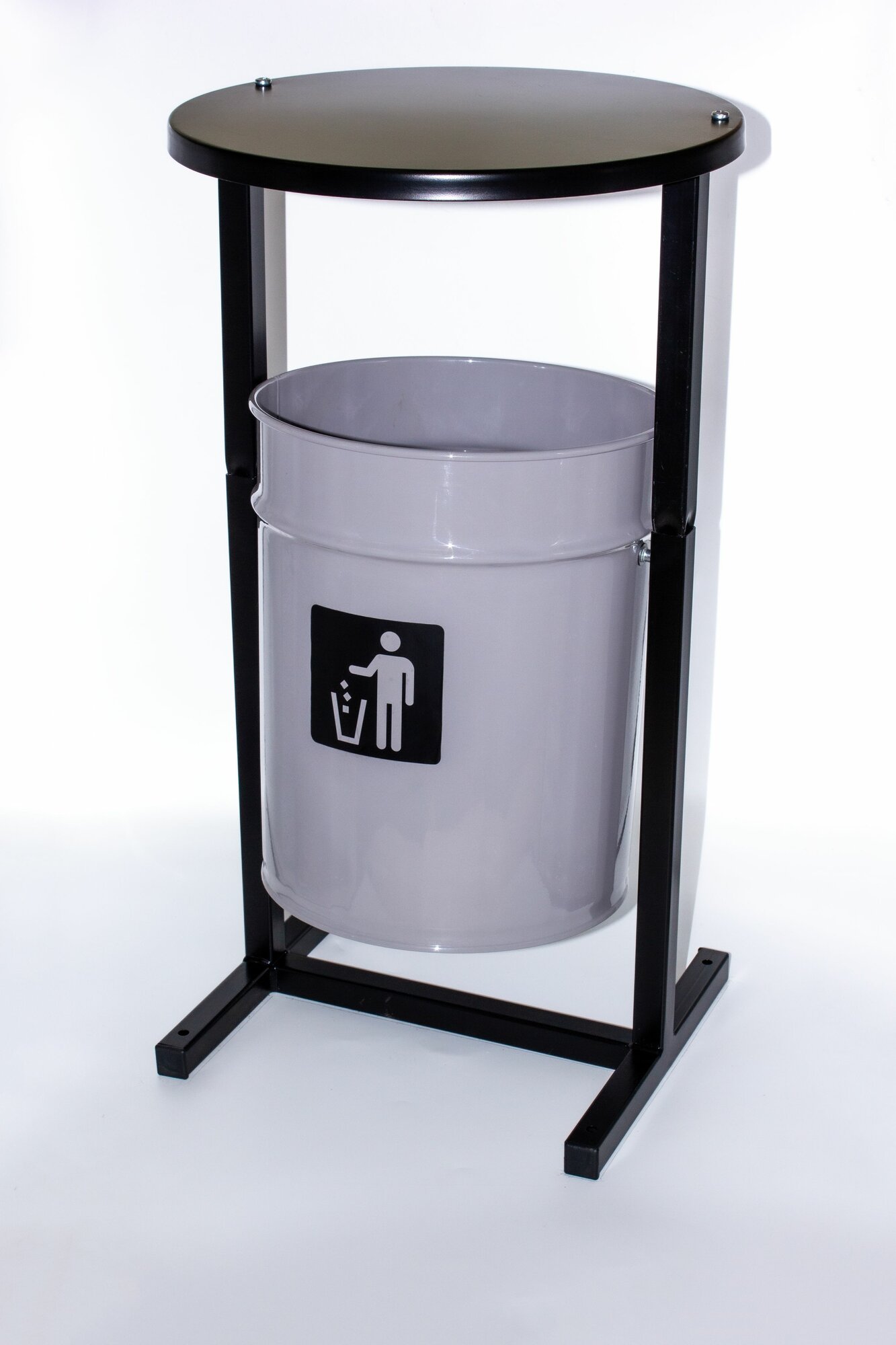 Урна Т металлическая уличная круглая с квадратными ножками серая с крышкой