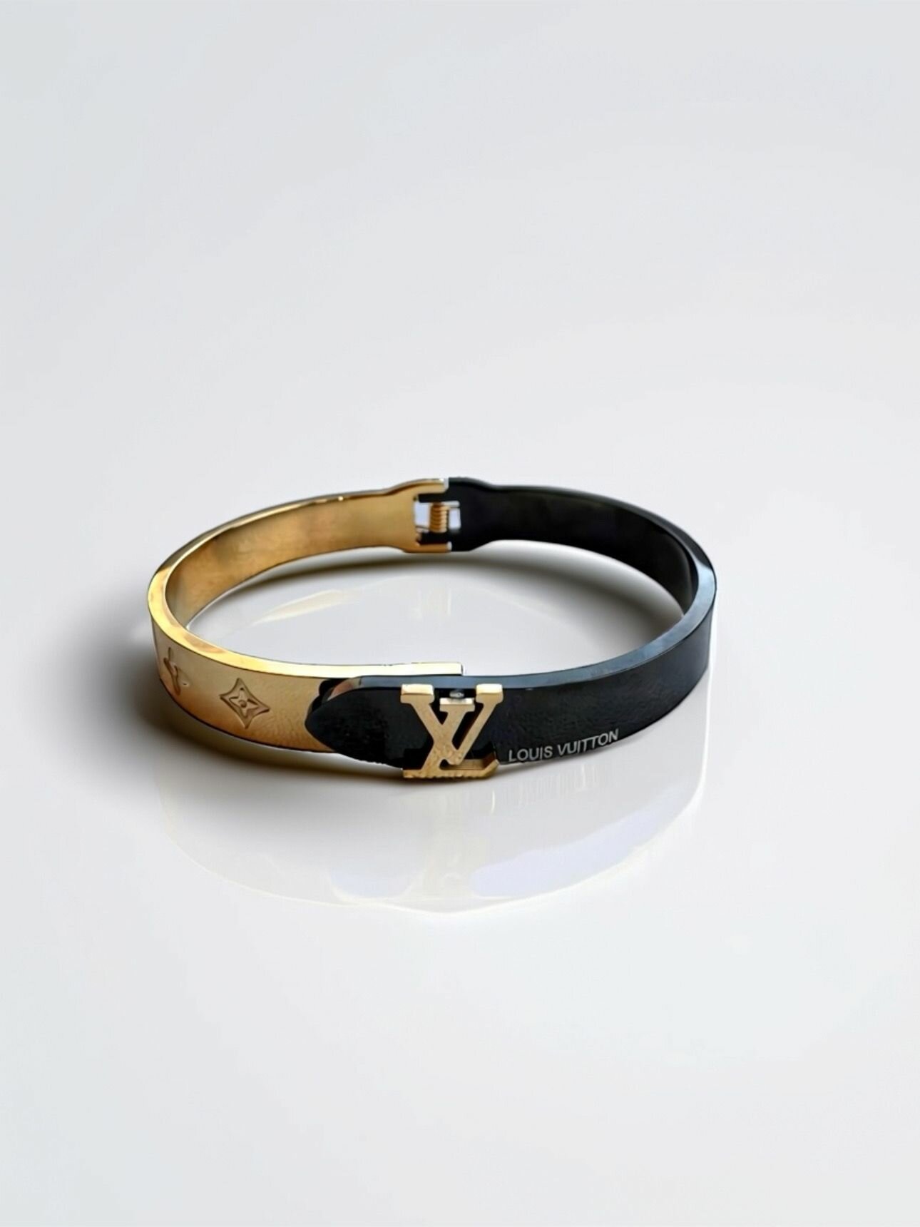 Браслет-бэнгл KisKo