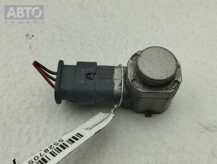 Датчик парковки (парктроник) передний Volkswagen Passat B7