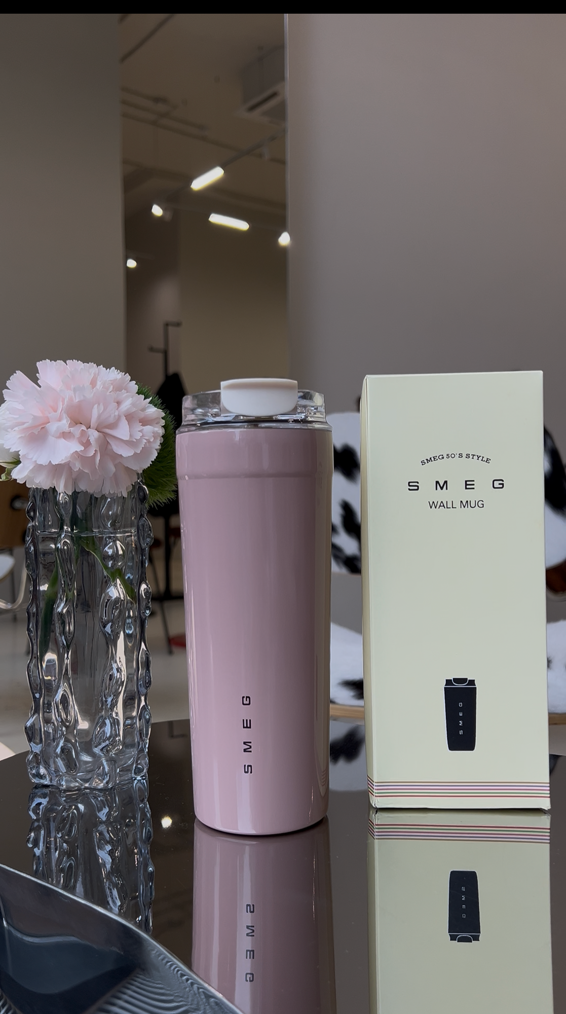 Термокружка Smeg, нержавеющая сталь, 550 мл, розовая , можно мыть в посудомойке