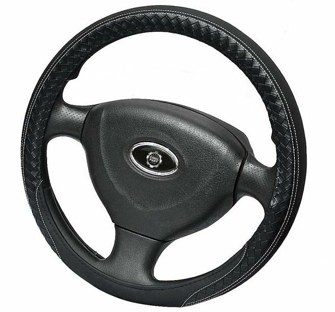 Оплетка на руль для автомобиля Haval / Хавал Jolion , M6 , H3 , F7, Dargo , H9 и др, в черном цвете с черными вставками, Экокожа