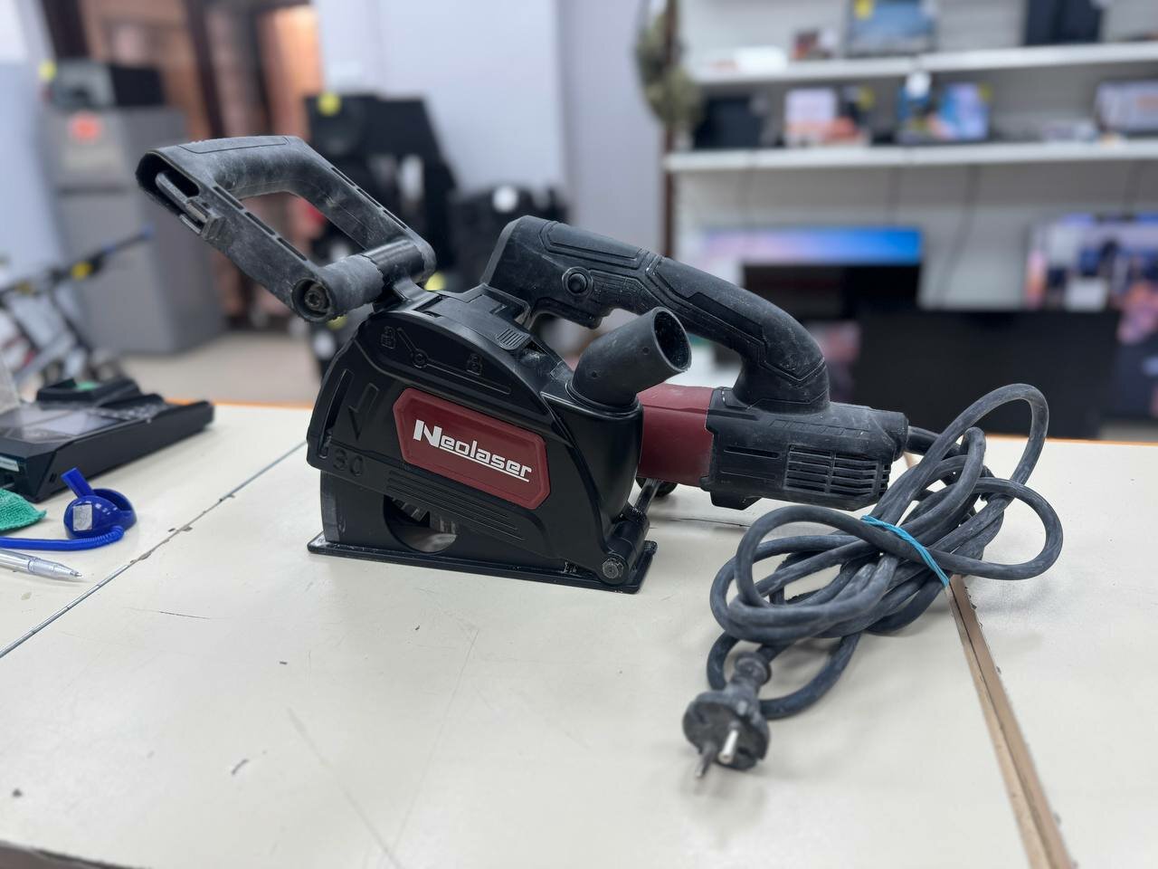 Штроборез сетевой Neolaser NWC-125-1400, 1400 Вт, 125 мм, уцененный товар