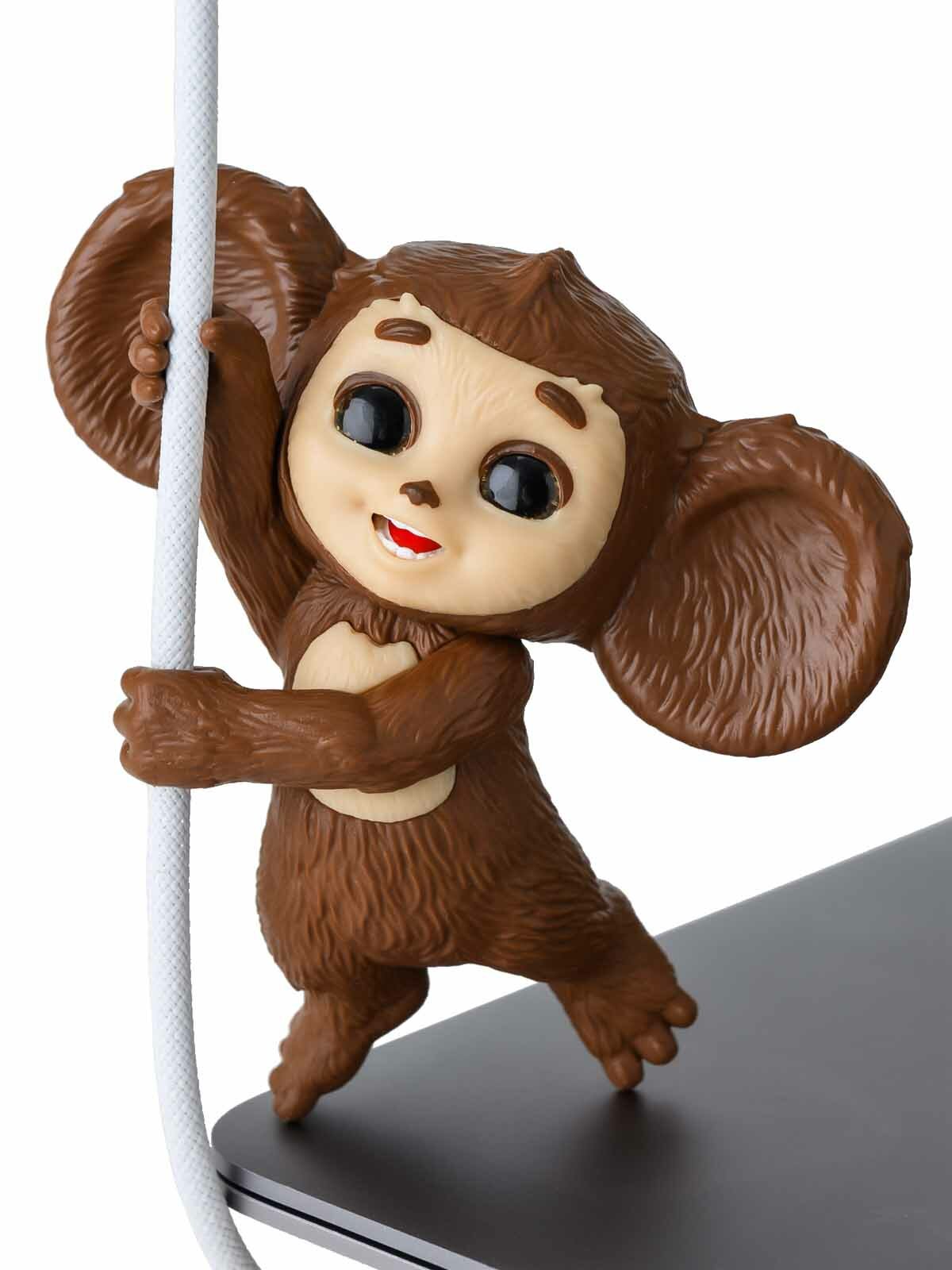 Фигурка коллекционная игрушка - Чебурашка брелок на провод