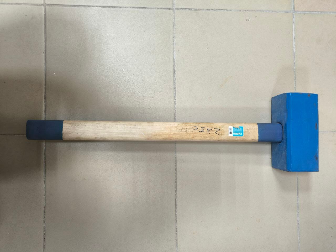 Кувалда СИБИН 10кг деревянная рукоять