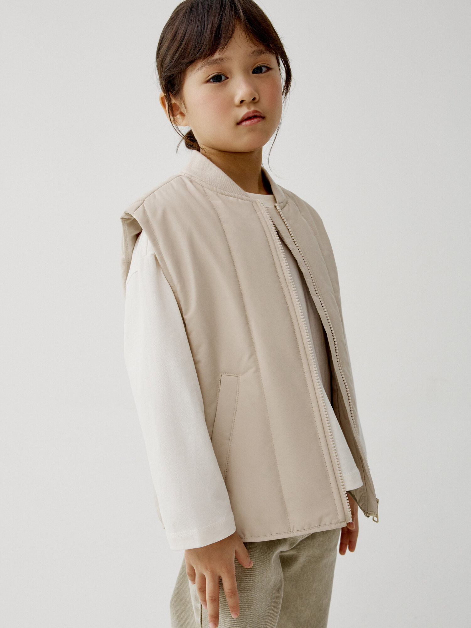 Жилет утеплённый