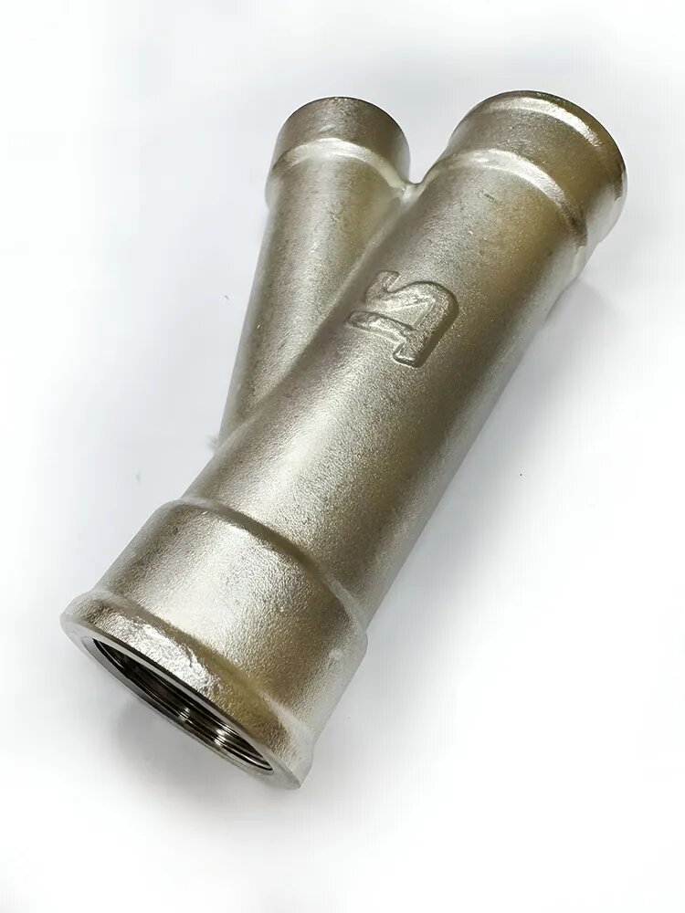 Тройник для ввода греющего кабеля в трубу SANTRADE 1/2" x 1/2" x 1/2" косой