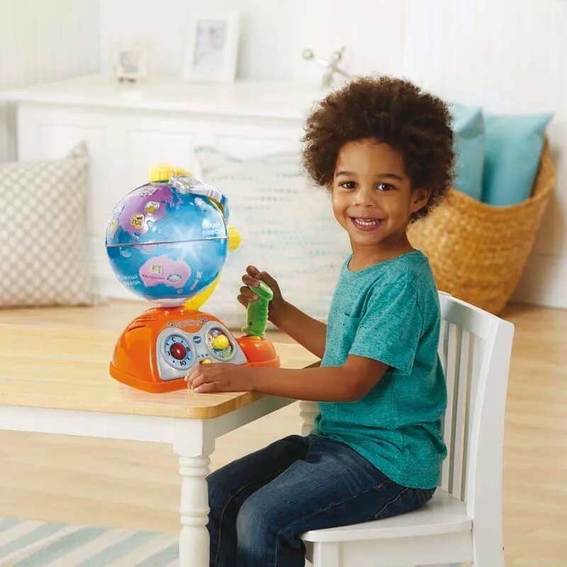Обучающий глобус VTech Яркий полет для детей с 27 мелодиями, интерактивный, зоогеографический — фото 1