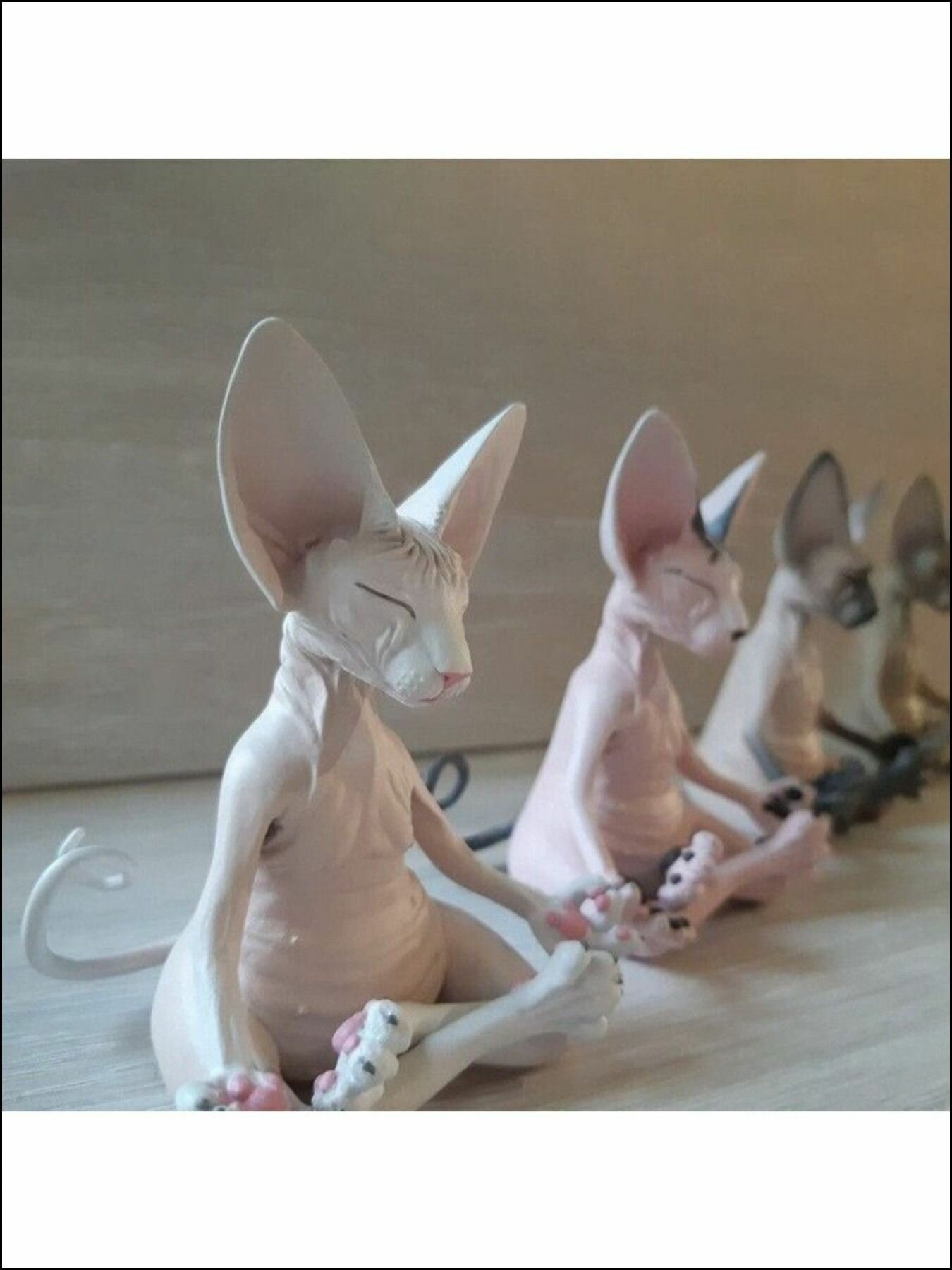 Статуя кота-йоги