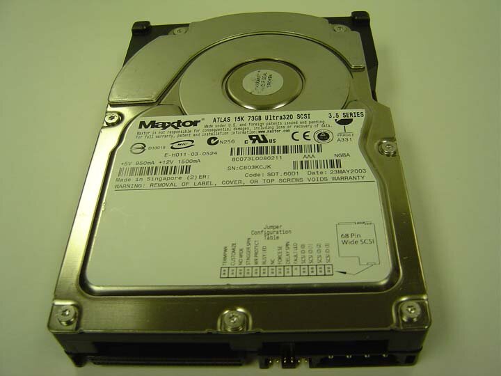 Жесткий диск Maxtor 8C073L0 73Gb U320SCSI 3.5" HDD