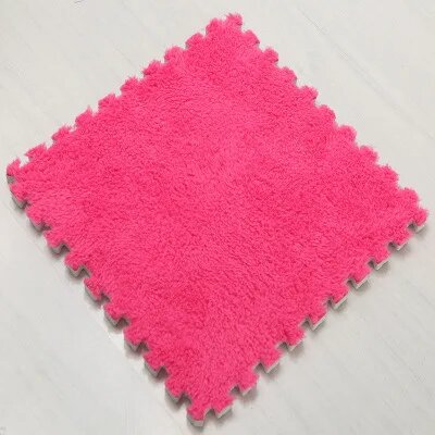 Розовый коврик-пазл из пенопласта 30x30 см