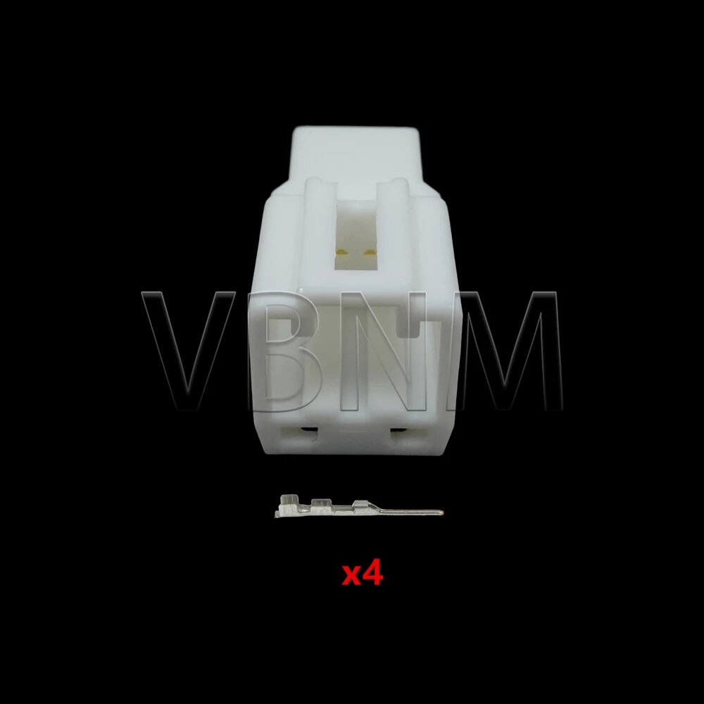 Автомобильный разъем 4-контактный Male 6098-1116/1120