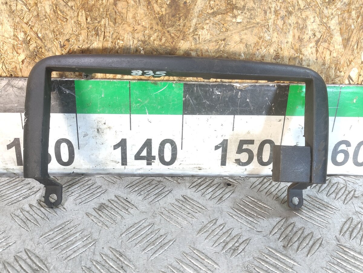 Рамка магнитолы OPEL Vectra B 90508570