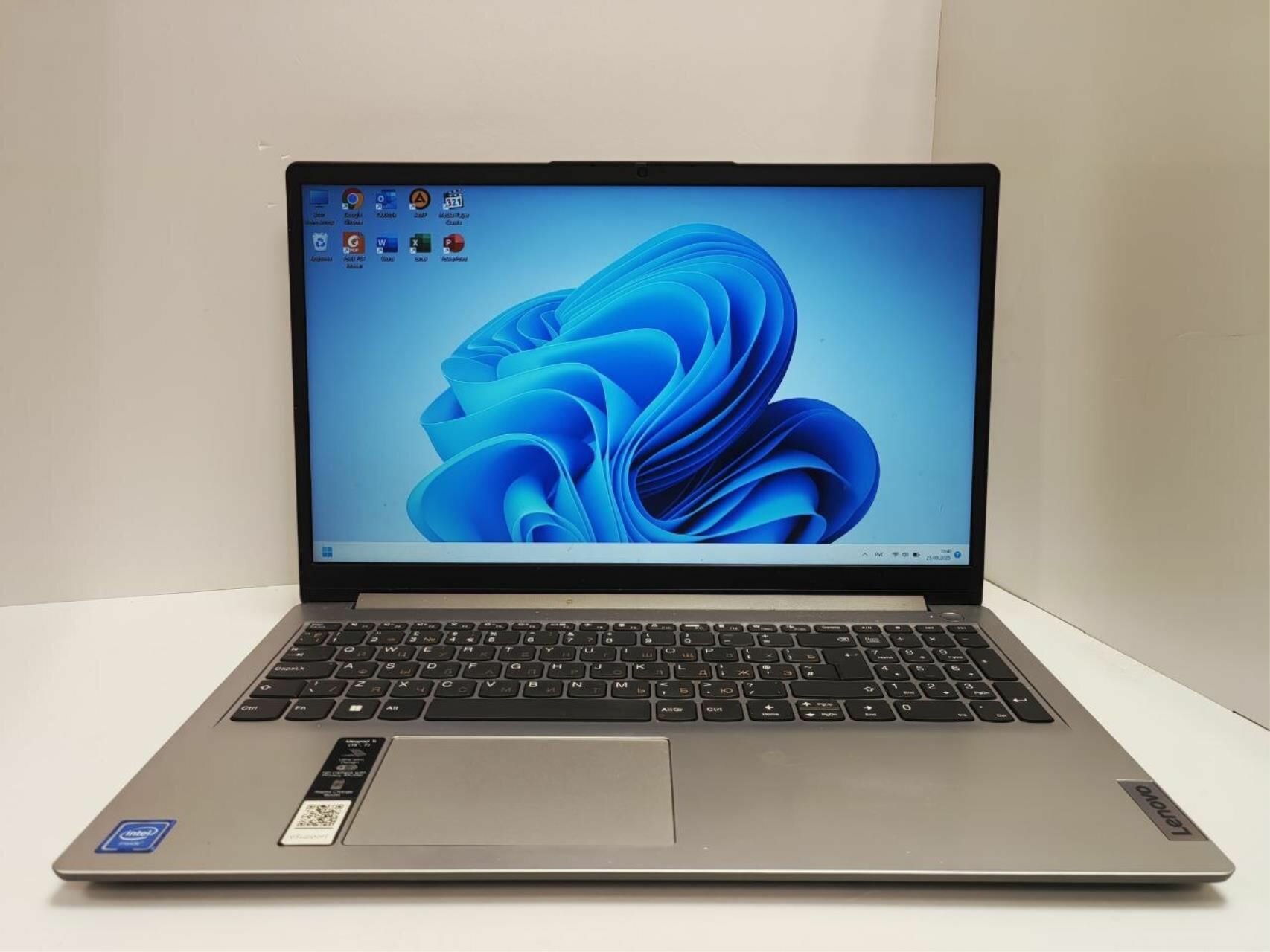 15.6" Ноутбук Lenovo IdeaPad 1 15IGL7 серый