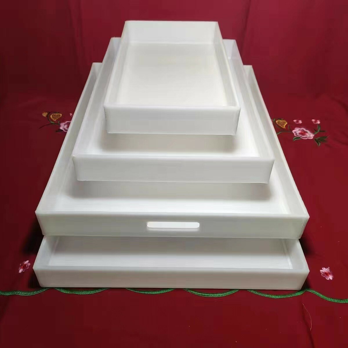 Кухонная подставка для мисок и стаканов - 80x30x5 см, водонепроницаемая пластиковая полка, экономия пространства