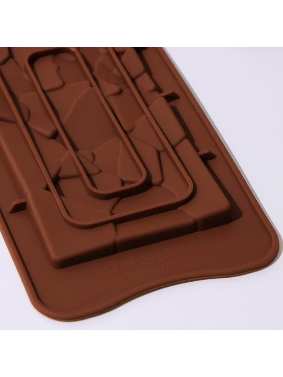 Гибкая форма для шоколада с эффектом дробления