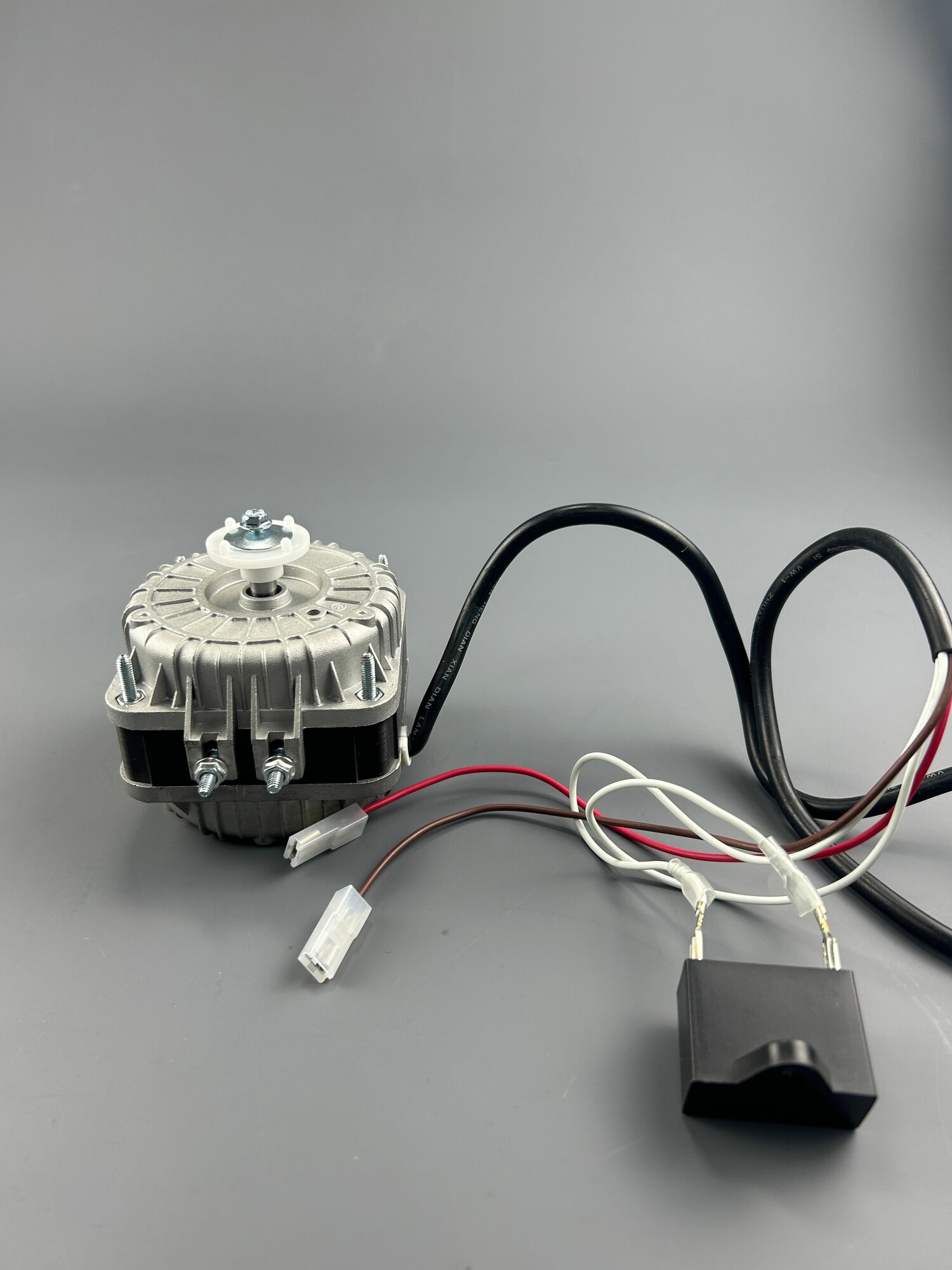 Мотор (двигатель) вентилятора обдува 53W YYF53 RK777 220V 2800RPM