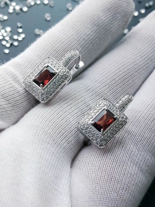 Серьги, серебро, 925 проба, родирование, гранат, фианит