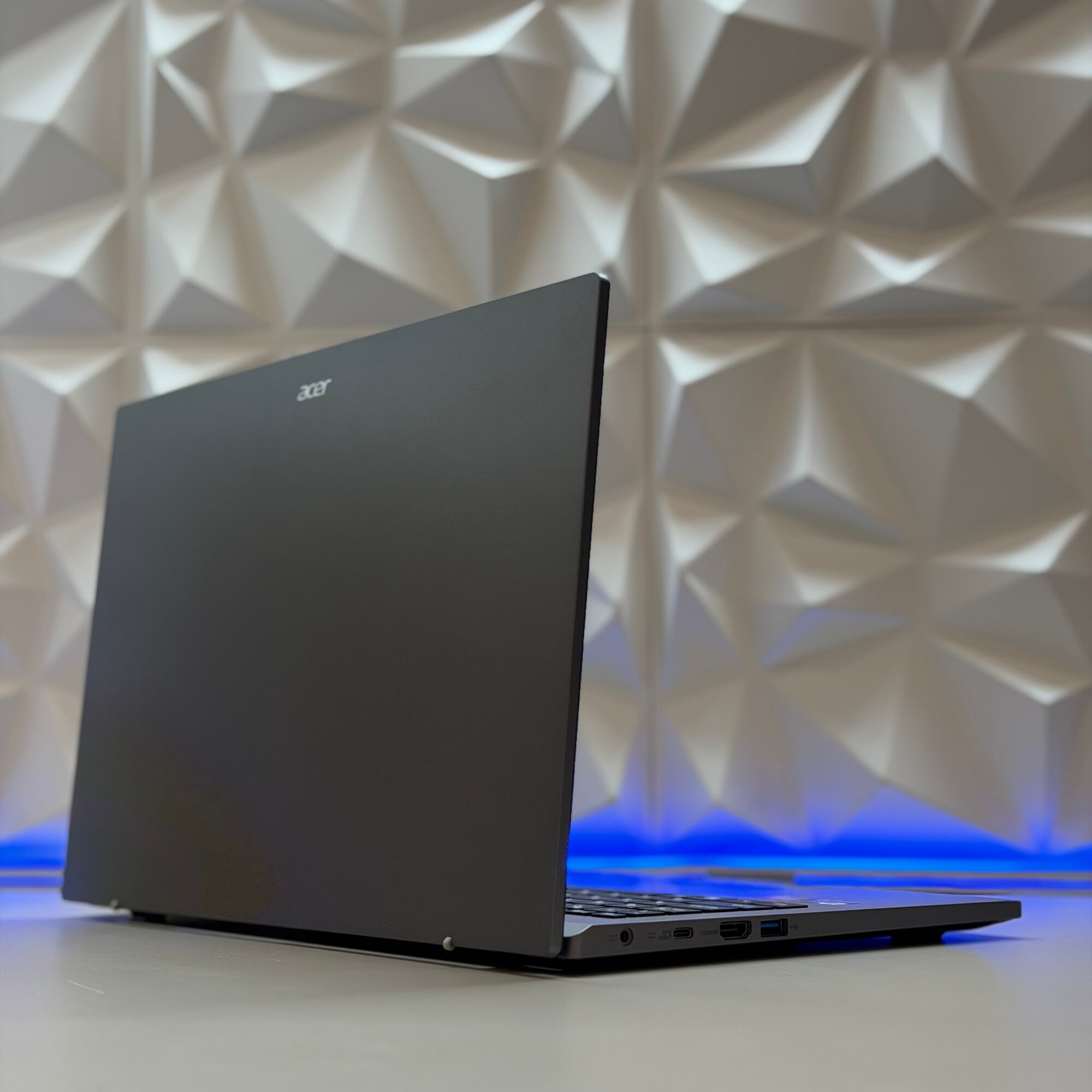 Ноутбук Acer Extensa 15 EX215-23-R62L Ryzen 3 7320U/16Gb/SSD512Gb/610M/15.6"/IPS/FHD/noOS/grey