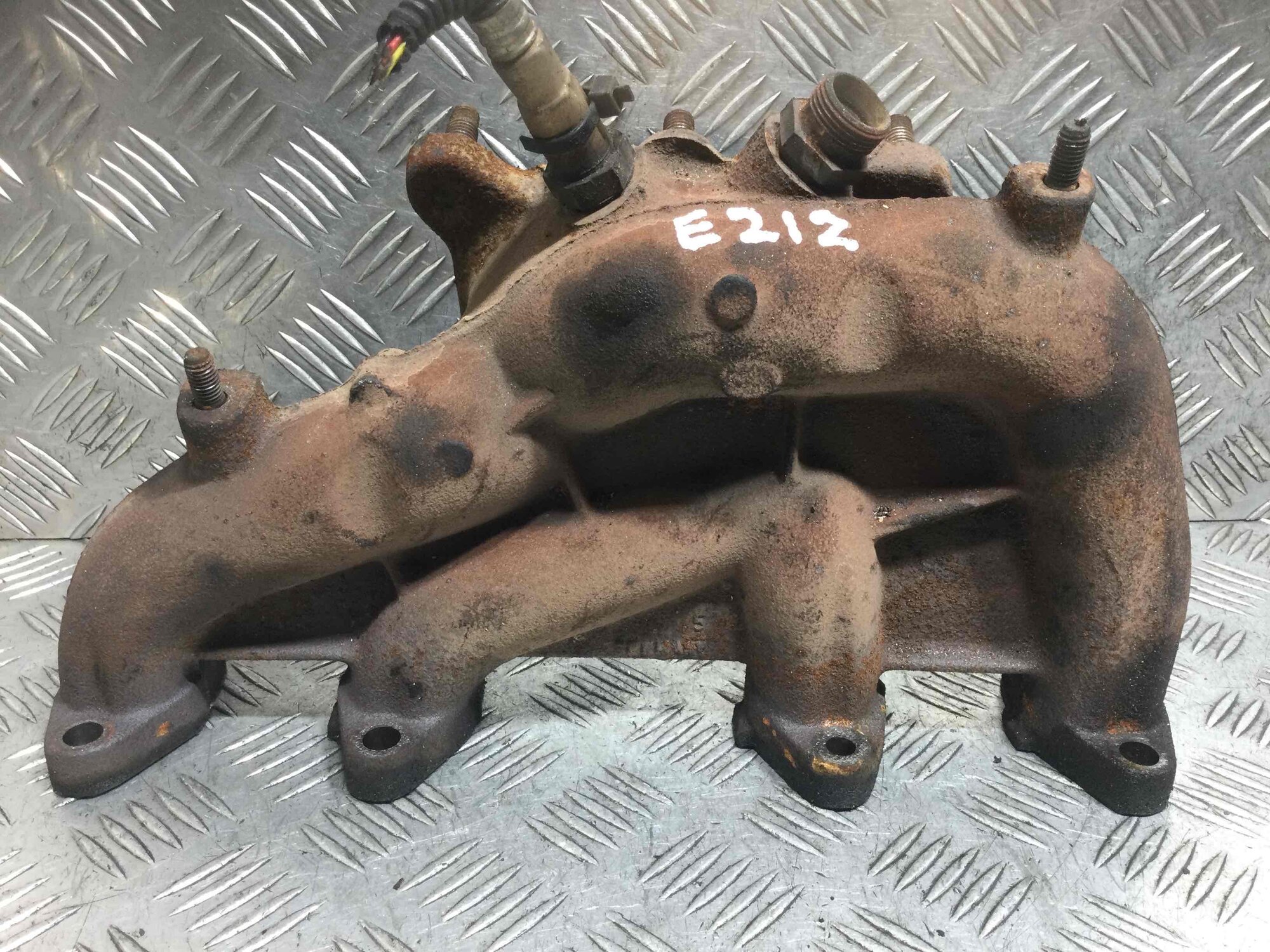 Б/У Коллектор выпускной Volkswagen Beetle A4 [рестайлинг] (2005-2010) 2006 г.