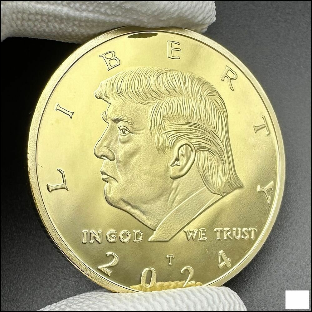 Монеты 45 - го президента США Дональда Трампа