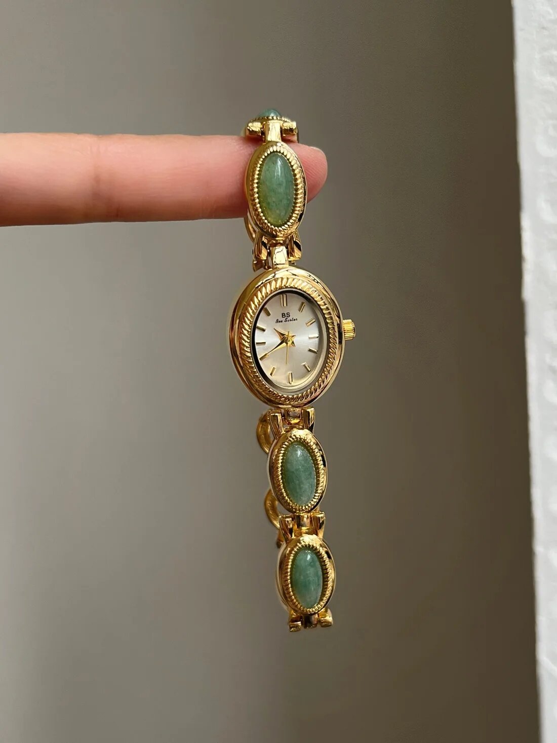 Наручные часы MOONBIFFY