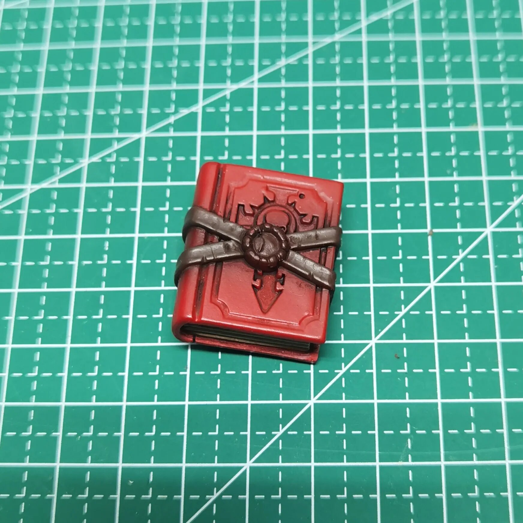 JOY TOY 1/18 Фигурки Blood Angels, Imperial Fists, Ultra Marines, Grey Knights Красный, 90