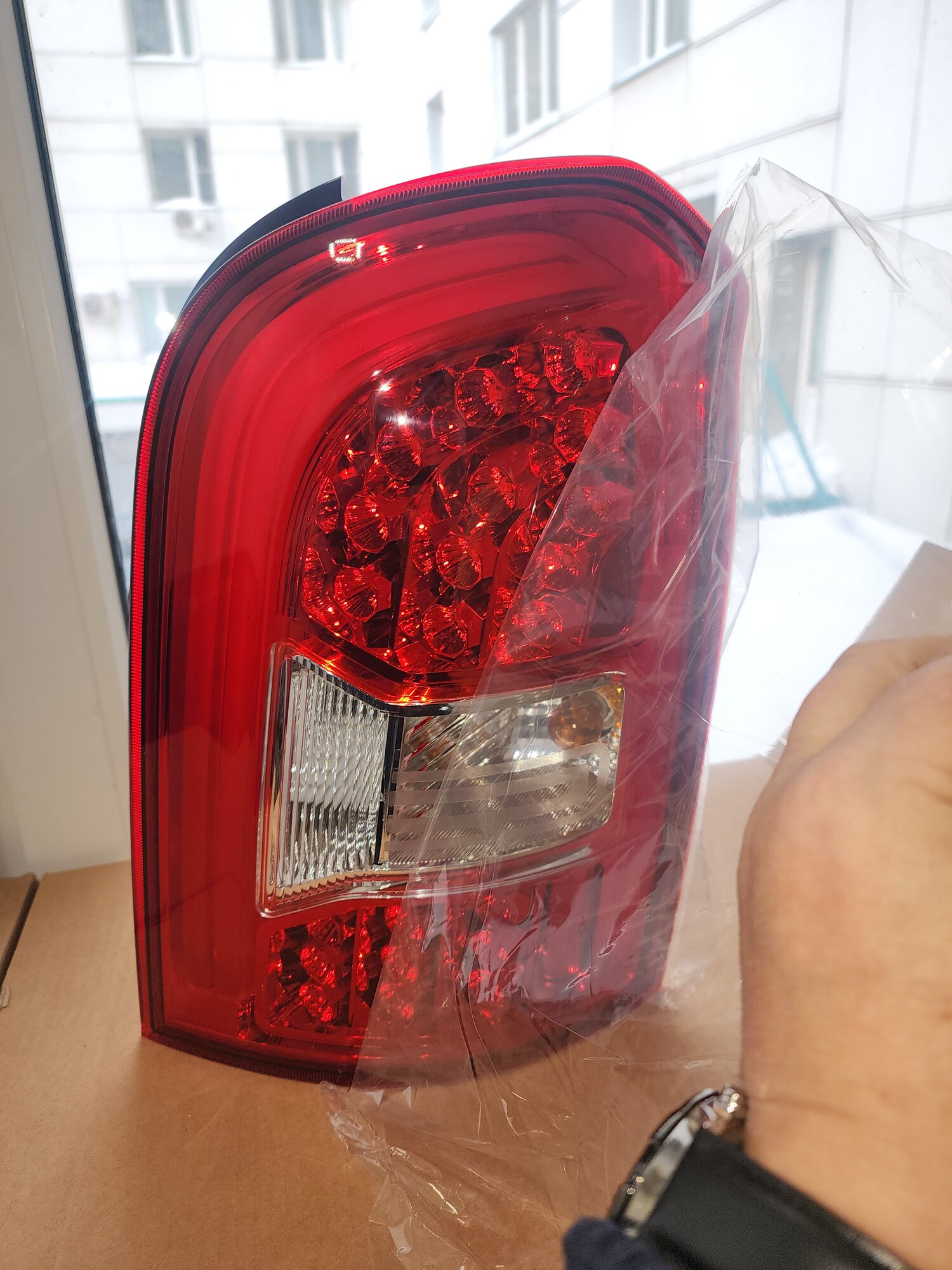 Фонарь Рекстон W задний правый новый оригинал