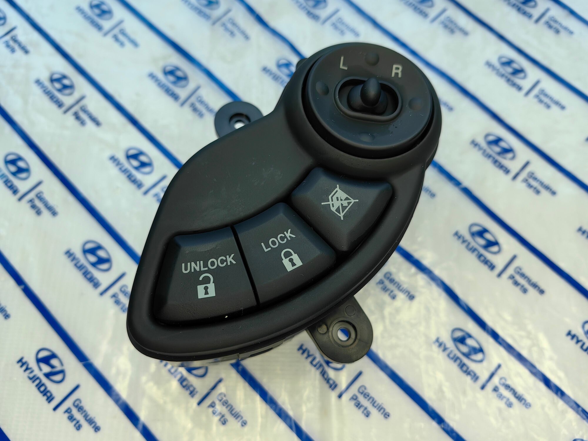 Блок управления зеркалами Санта Фе Новый оригинал