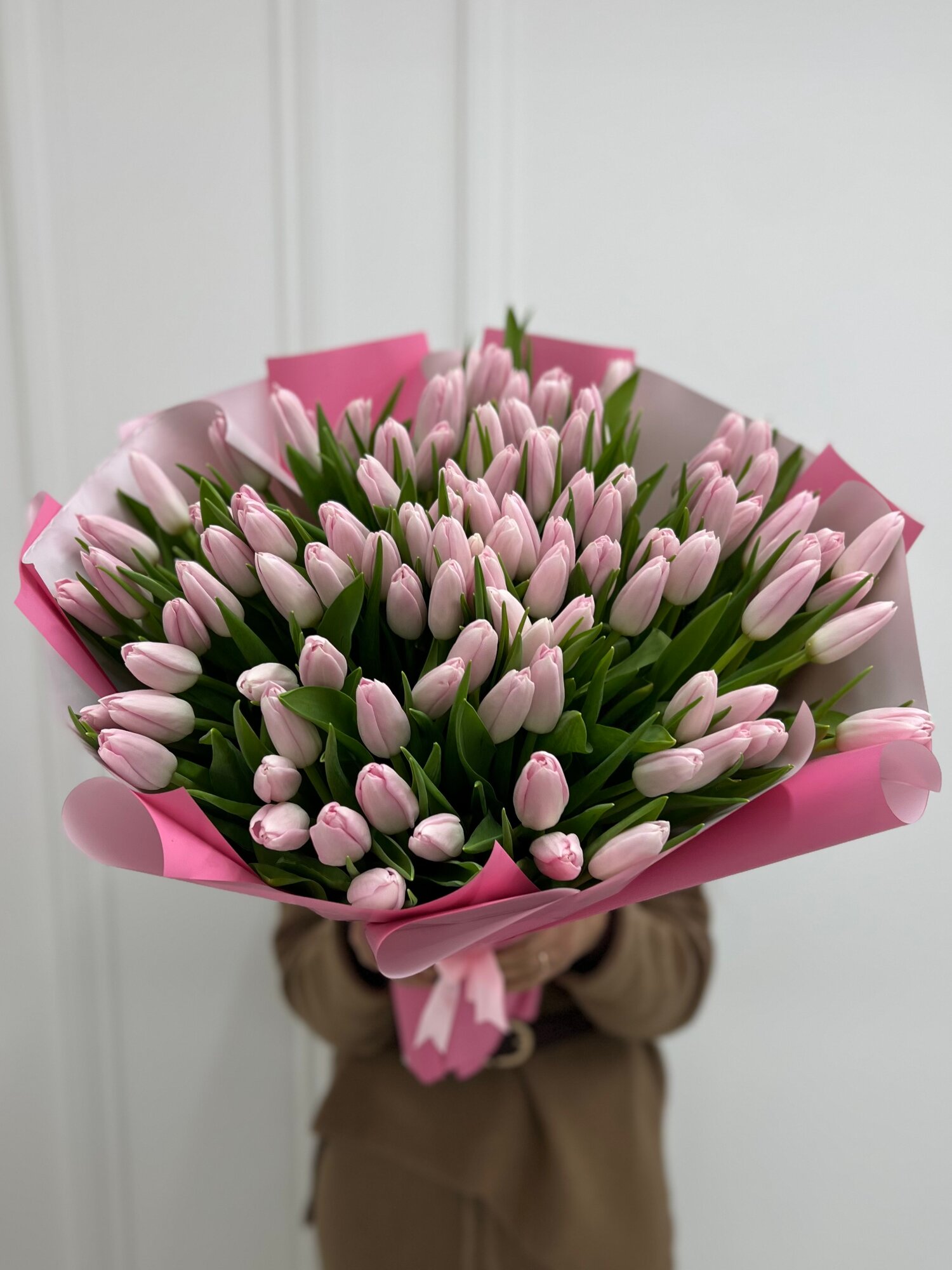 Гламелия цветы «Солнечная симфония»: 101 тюльпан из Голландии в крафте – купить свежие цветы с доставкой в Москве