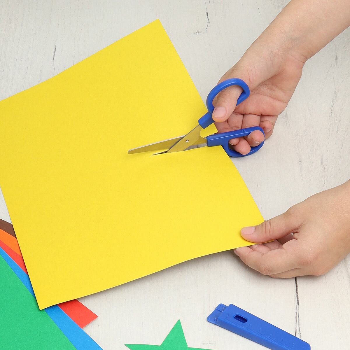 Ножницы школьные с защитным чехлом, 13.5 см