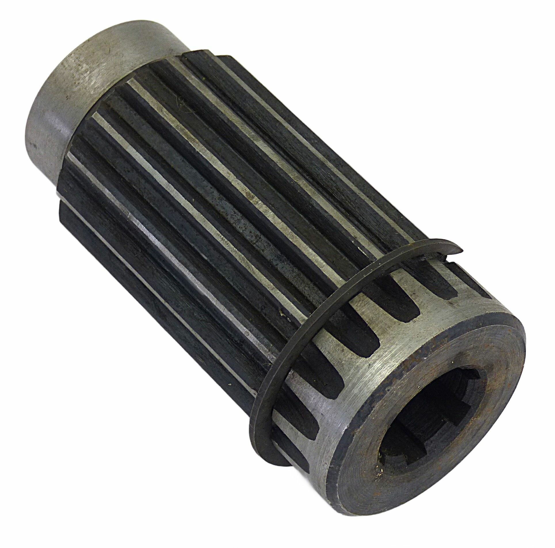 Вал привода гидронасоса 70-4604034, для колесных тракторов и экскаваторов марки МТЗ