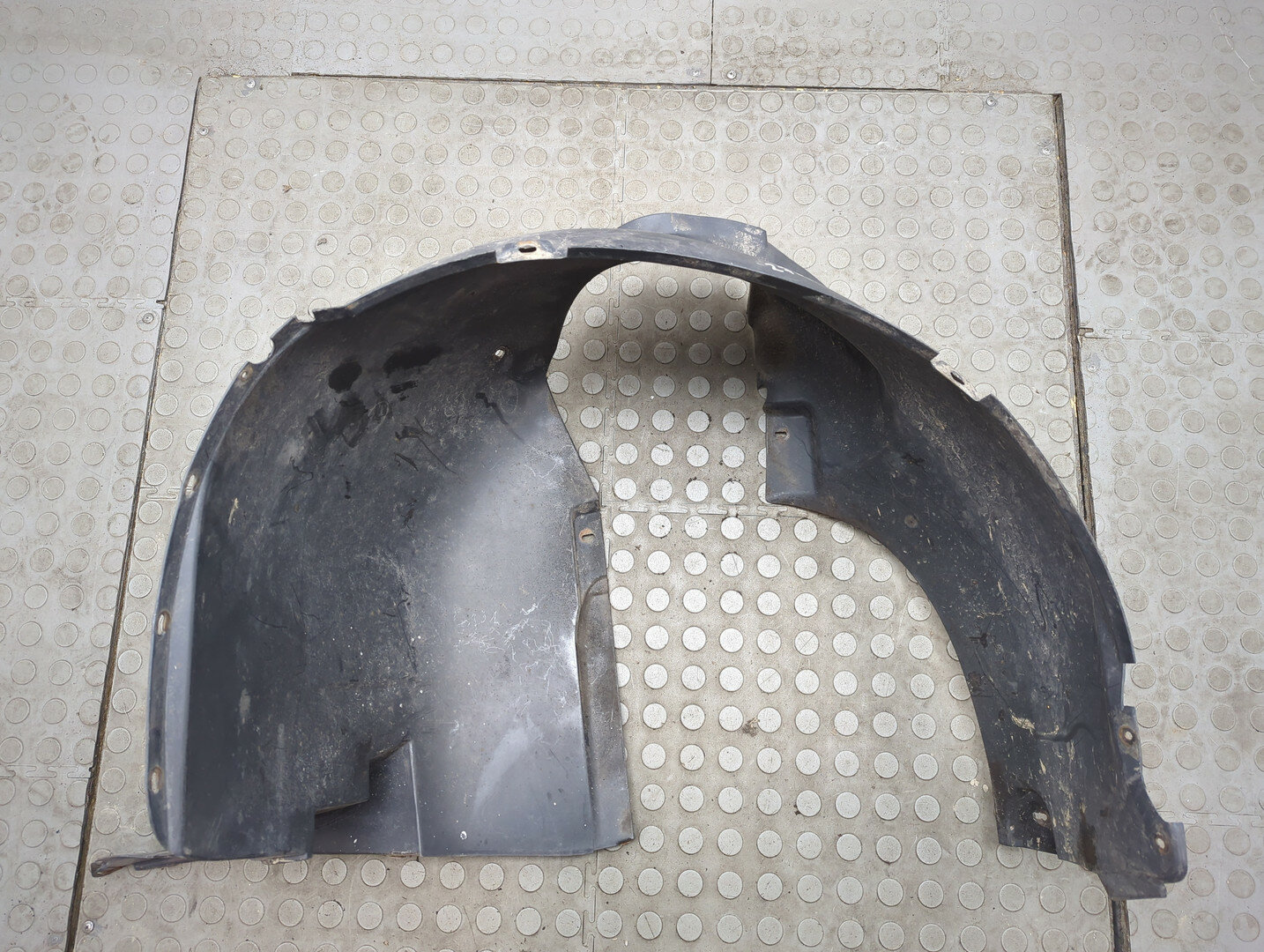Защита арок (подкрылок) левая передняя Skoda Fabia Б/У