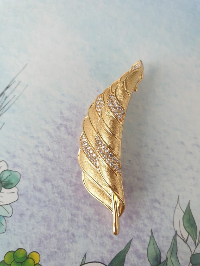 Брошь, фианит