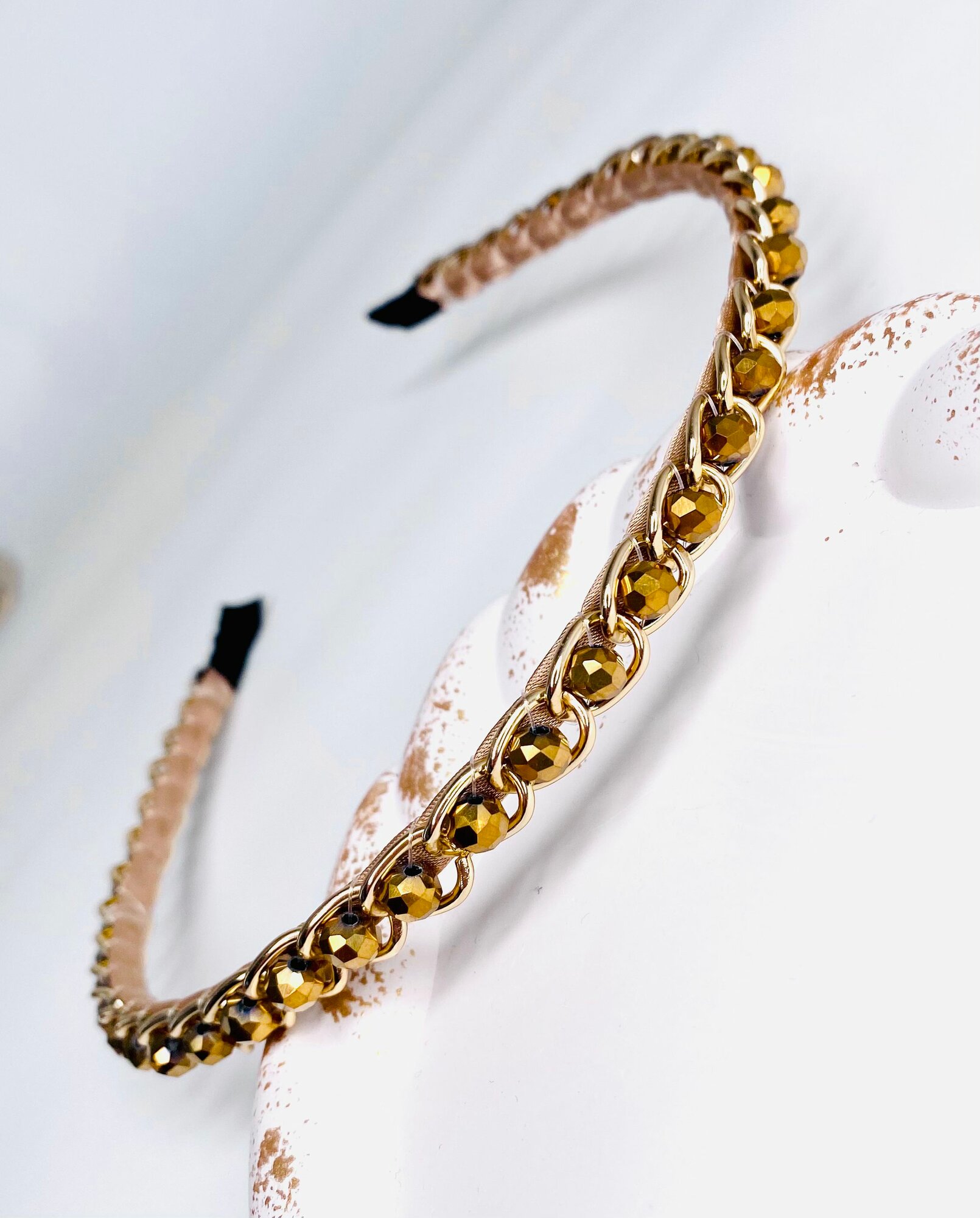 Ободок для волос с камнями и золотым плетением, женский аксессуар