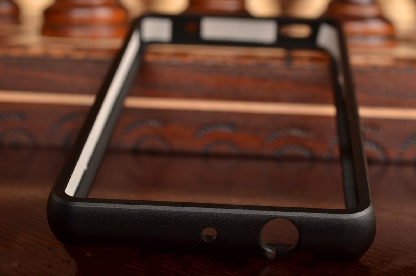 Тонкий металлический чехол-бампер MyPads для Sony Xperia Z4 Compact черного цвета