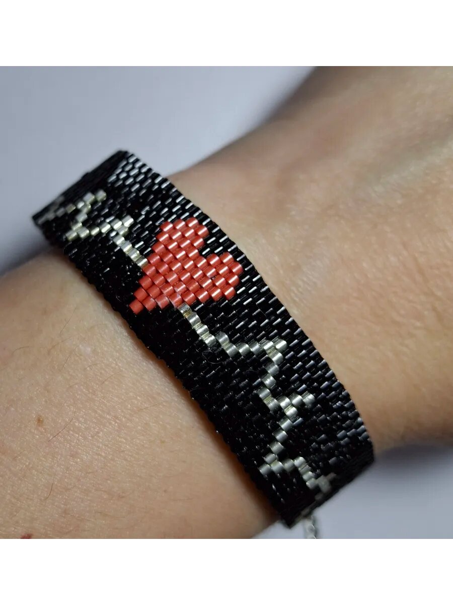 Браслет, бисер