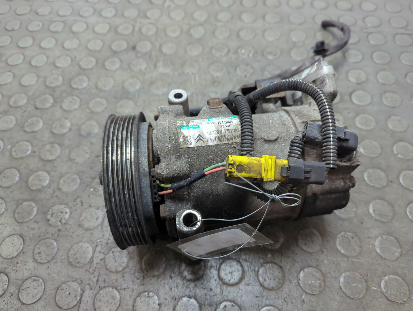 Компрессор кондиционера Citroen C4 Б/У